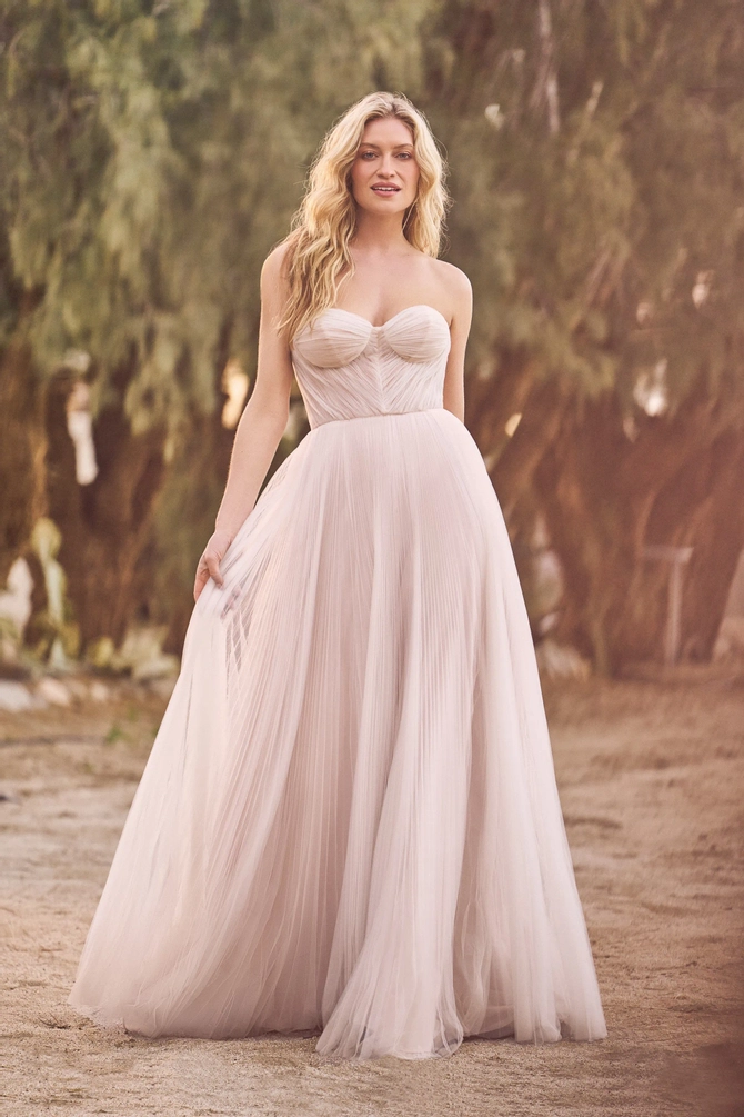 Lillian West - 66315 | Country Bride and Gent