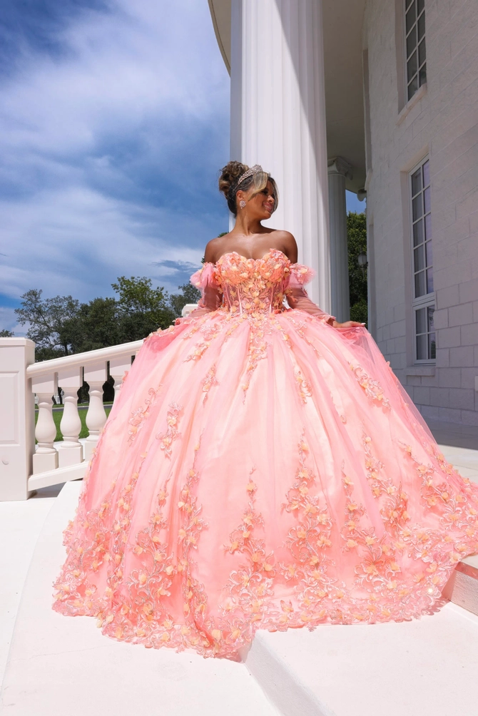 Sophia Thomas - Q142 | Sophia Thomas Designs