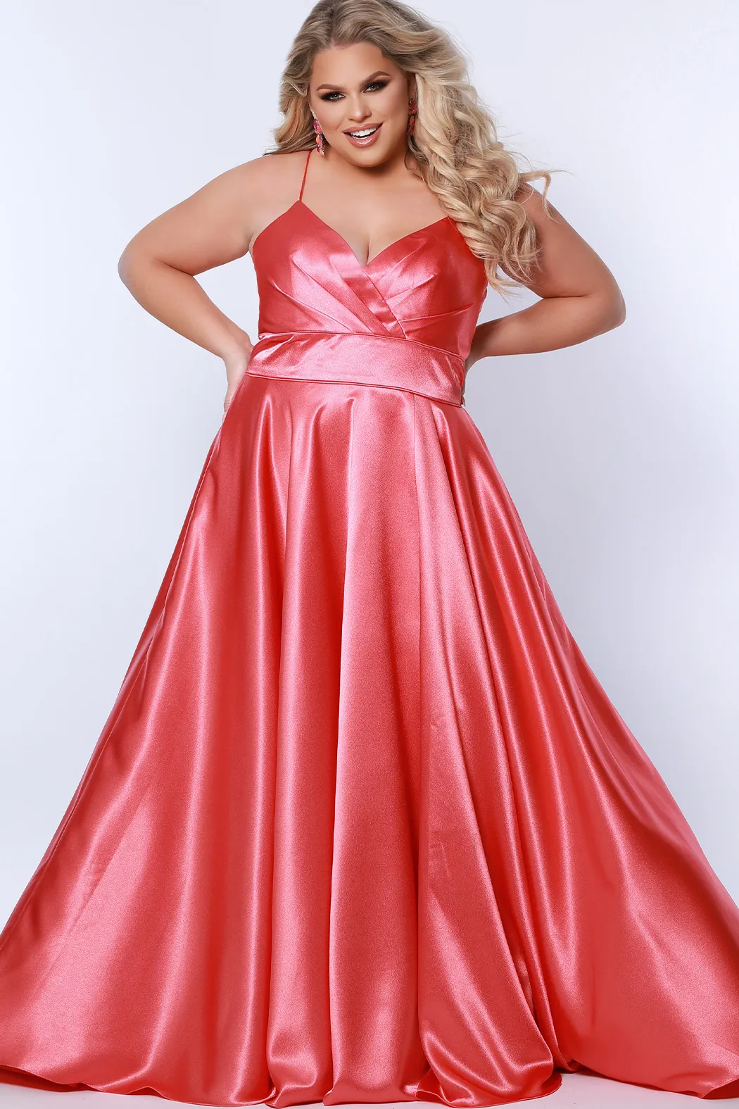 Sydney's Closet Prom Dresses | Simply Elegant by Cheri