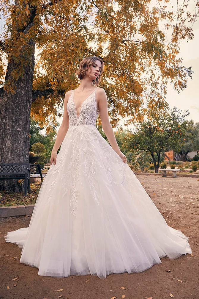 Casablanca - 2528 | Simply Elegant Bridal