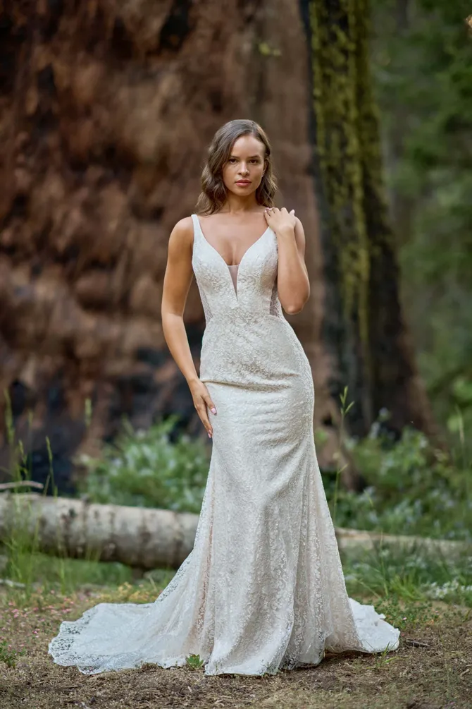 Ella Rosa - BE670 | ConfettiRain Bridal