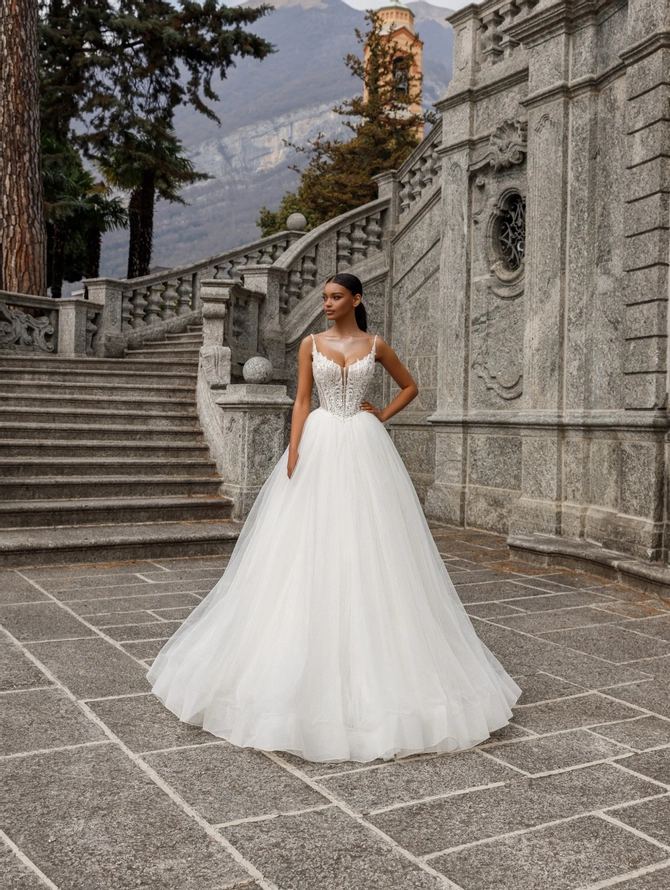 Oksana Mukha - Fabiana | The Ultimate