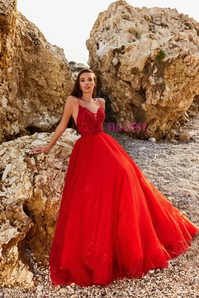 Blush - 12150 | The Red Carpet