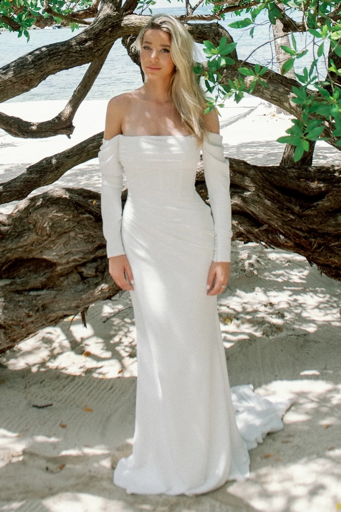 Locket | The White Gown - Capri | The White Gown