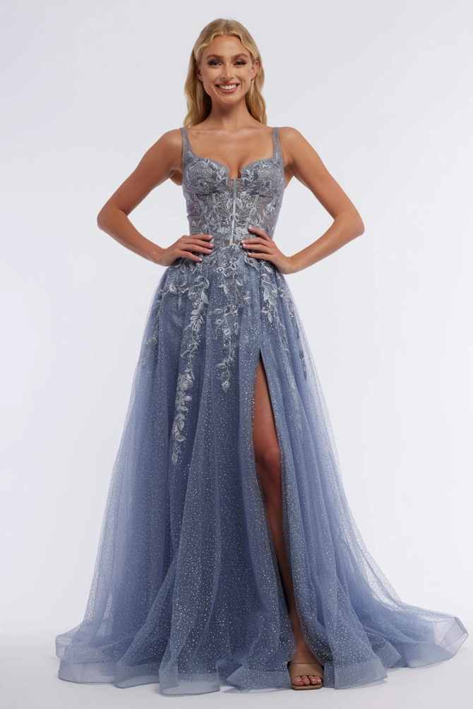 Vienna Prom - 7886 | The Red Carpet