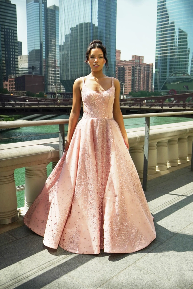 Elizabeth Lee - Brea | The Exquisite Bride