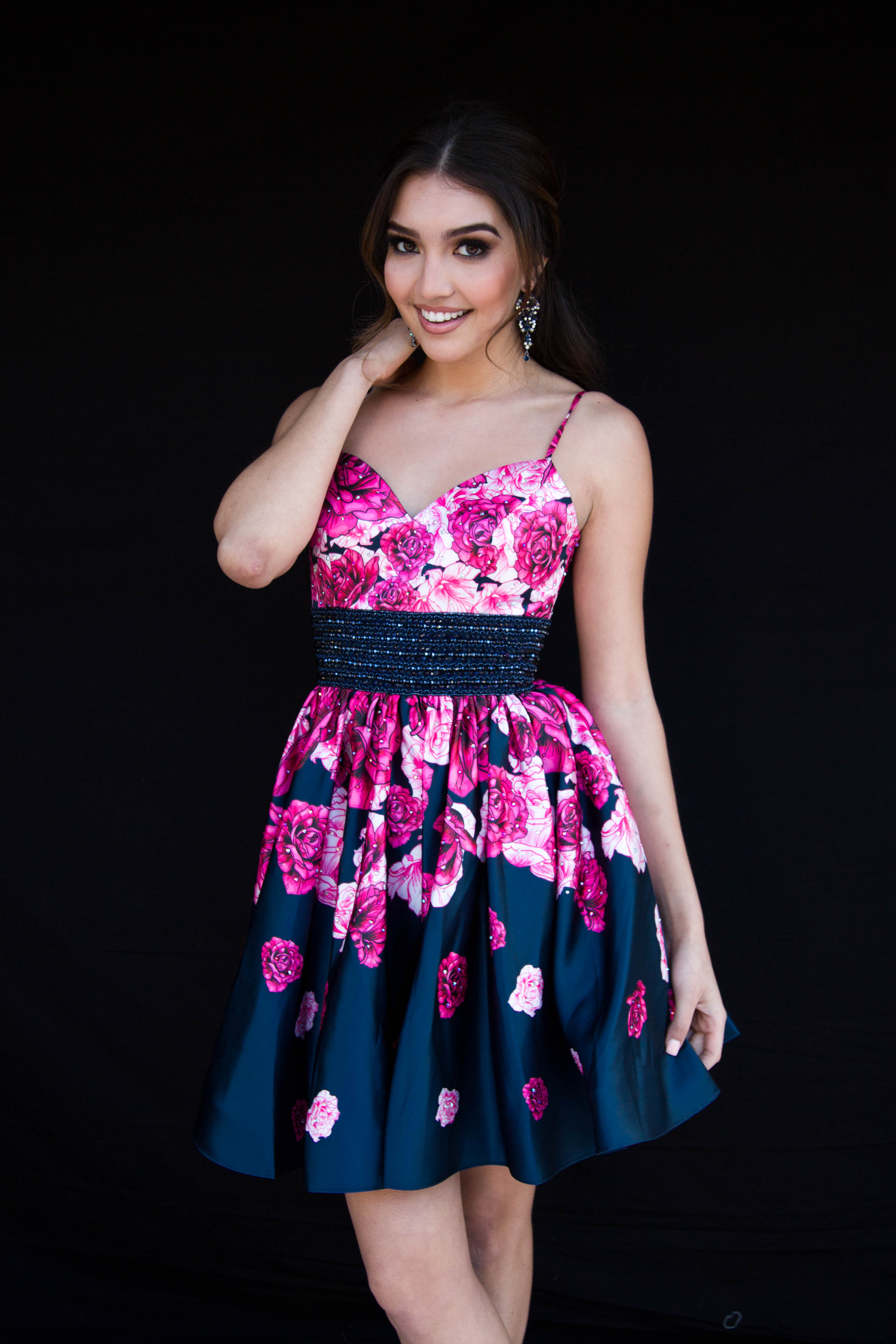 Vienna Prom Fall 2018 Homecoming Dresses | The Red Carpet