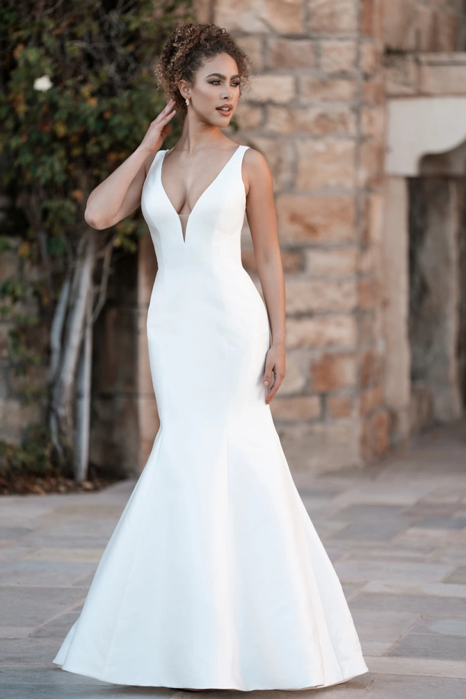 Allure Bridals | Zazous Bridal Boutique & Tuxedos - A1258 | Zazou's Bridal Boutique & Tuxedos