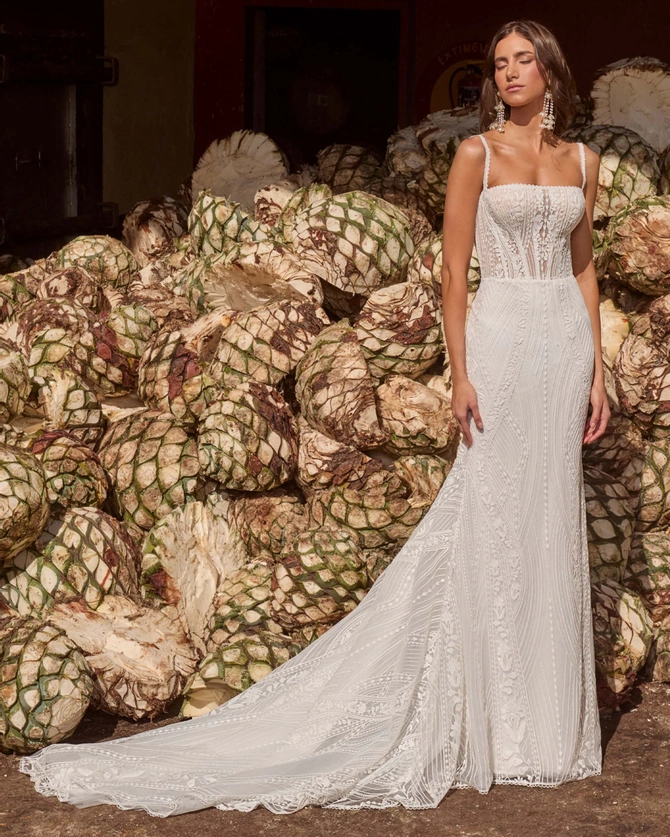La Perle - LP2434 | House of Bridal