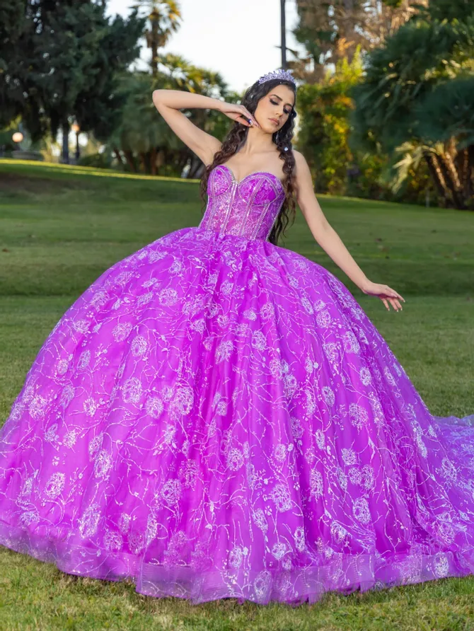 LIZLÚO QUINCE | Minerva's Bridal - 26098 | Minerva’s Bridal Orlando