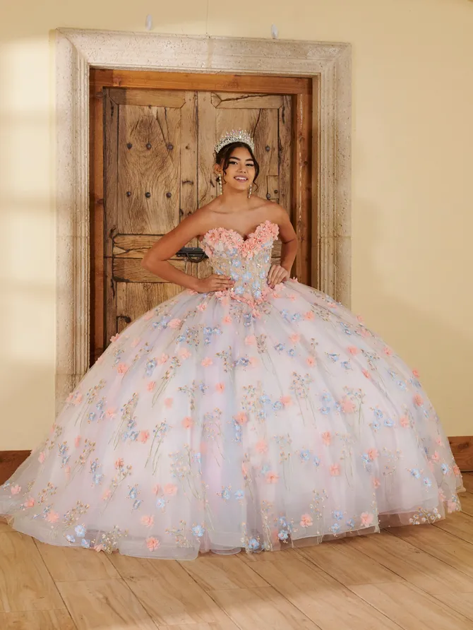 LIZLÚO QUINCE | Minerva's Bridal - 26099 | Minerva’s Bridal Orlando