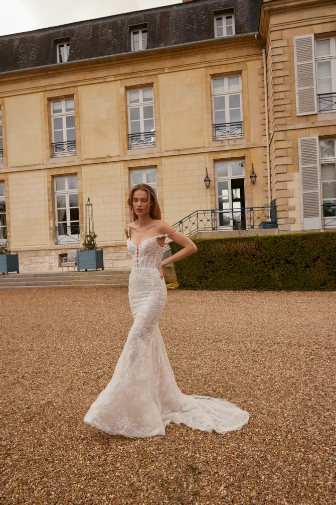 Netta BenShabu | Bella Lily Bridal - Mathilda | Bella Lily Bridal