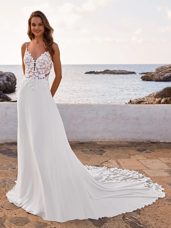 Love by Enzoani - Dallas | Jaclyn's Bridal