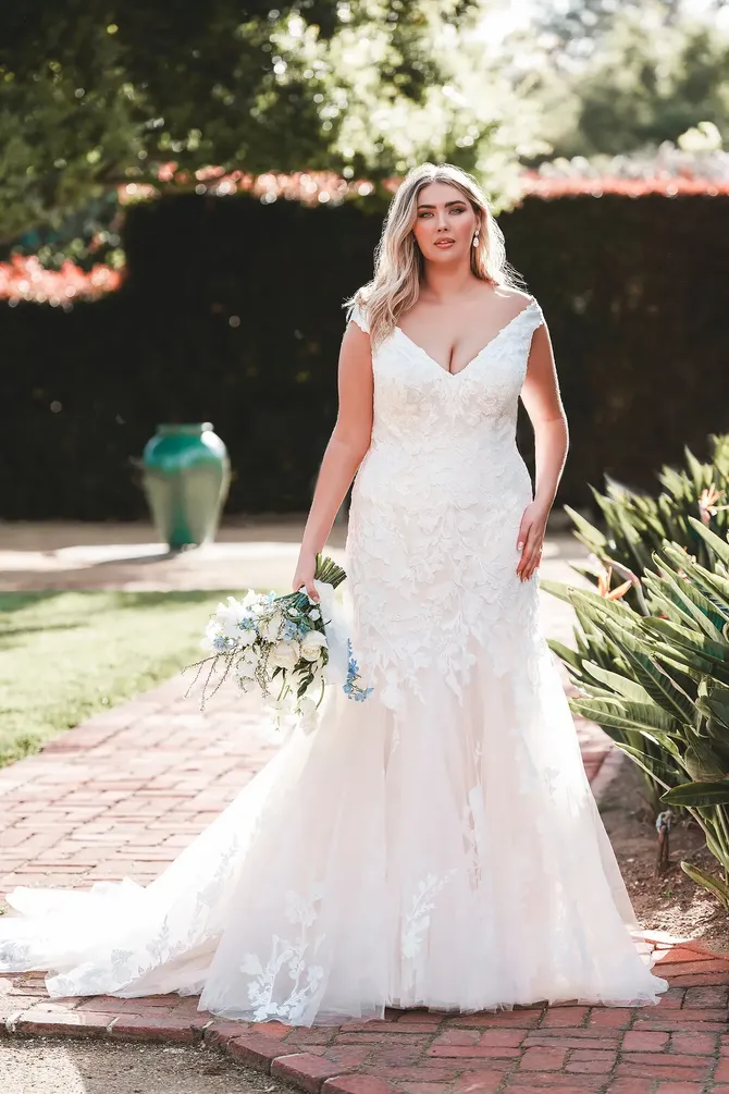 Allure | Carolina Bridal World - W508 | Carolina Bridal World