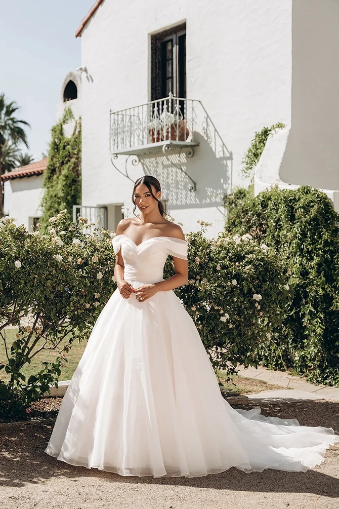 Stella York - 8058 | White Wisteria Bridal Boutique