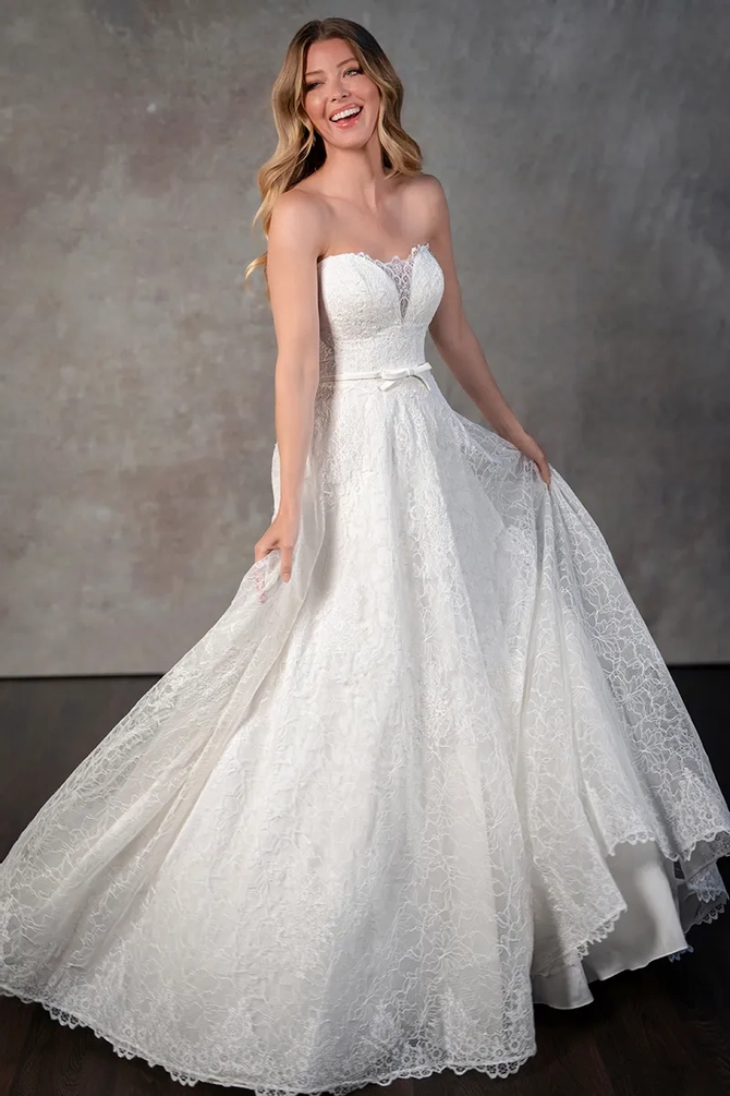 Essense of Australia - D4191 | Something New Boutique