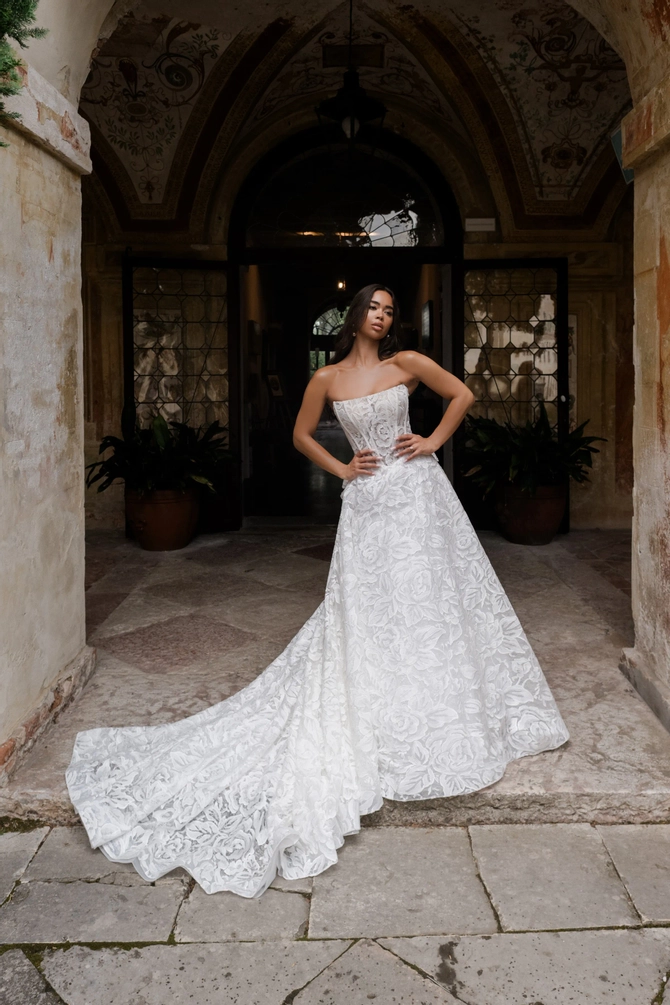 Abella | Mimi's Bridal and Formalwear - E518 | Mimi’s Bridal and Formalwear