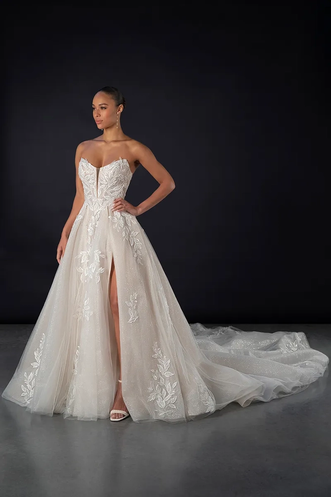 Martina Liana | Your Day by Nicole - 1825 | Your Day by Nicole