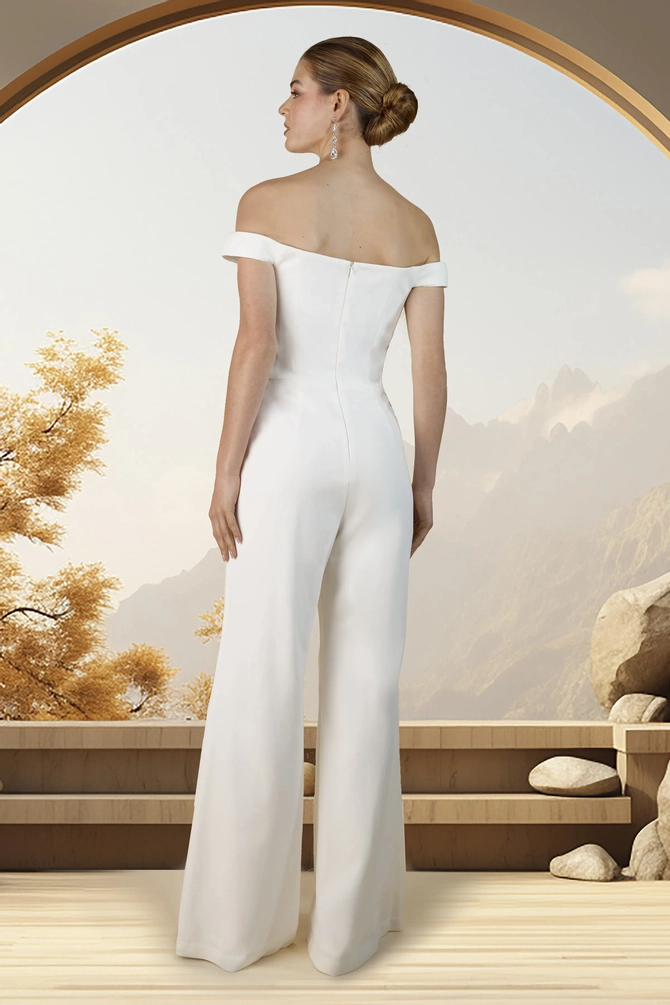 Janique - W3038 | House of Bridal by Dress Up Time