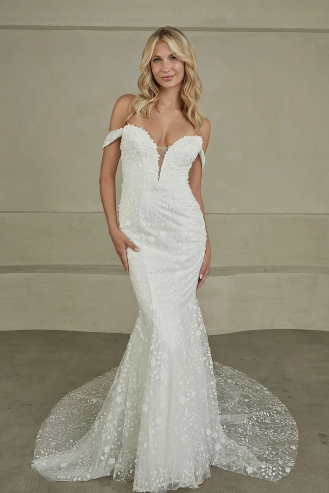 Serene by Madi Lane - Hamilton | Your Day by Nicole