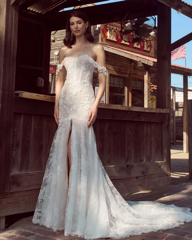 La Perle by Calla Blanche - LP2517 | The Bridal Gallery