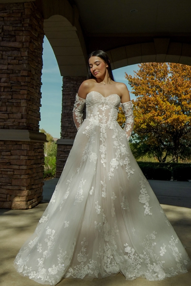 Elizabeth Lee - Cheyenne | The Exquisite Bride