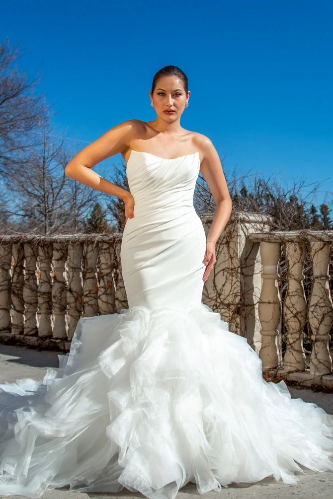 Elizabeth Lee - Penelope | The Exquisite Bride