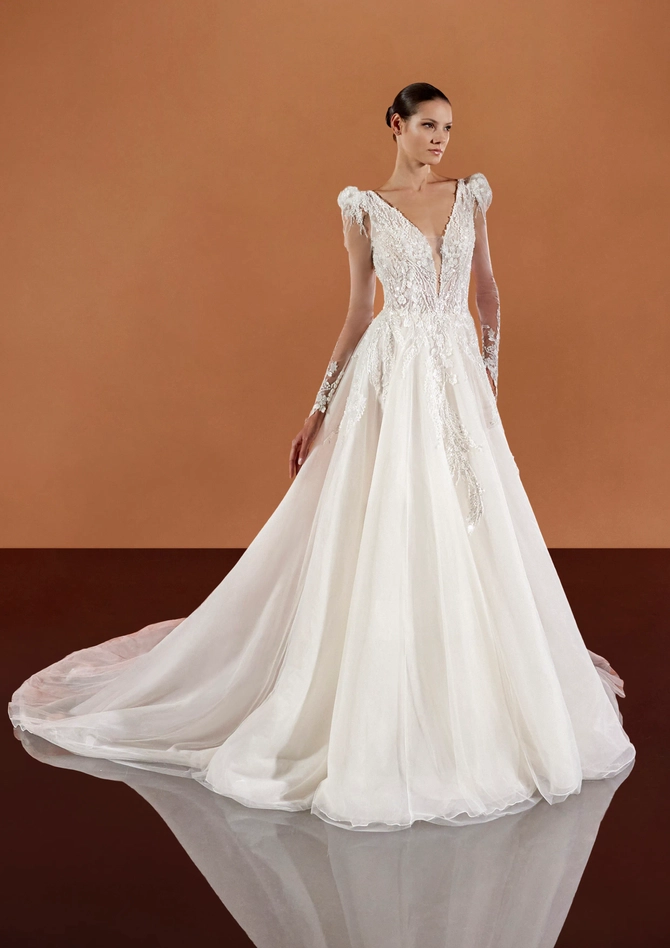 Privee By Pronovias | The White Gown - Ishani | The White Gown