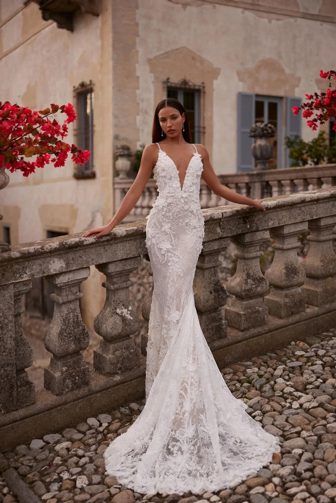 Private Collection - 3408 | Henri's