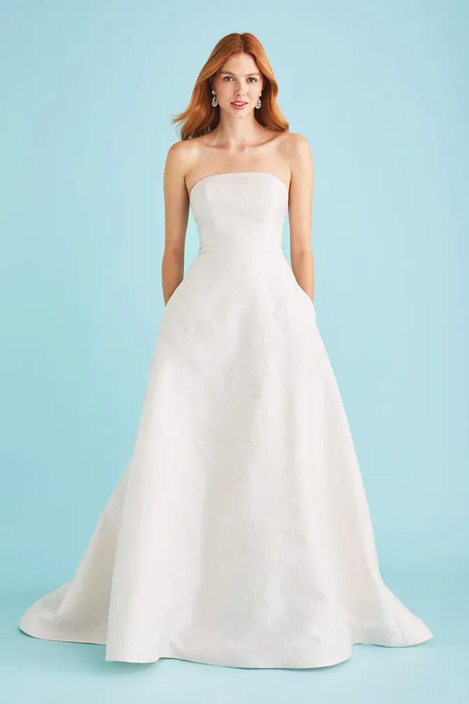 Lea-Ann Belter - Gwen | JJ Kelly Bridal