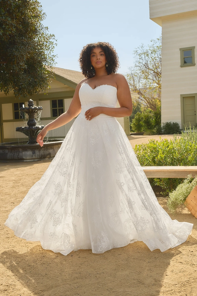 Beloved by Casablanca - BL482C | White Wisteria Bridal Boutique