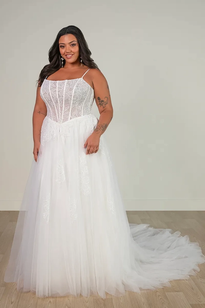 Stella York Plus Size - 8114 | Bridal Novias Boutique