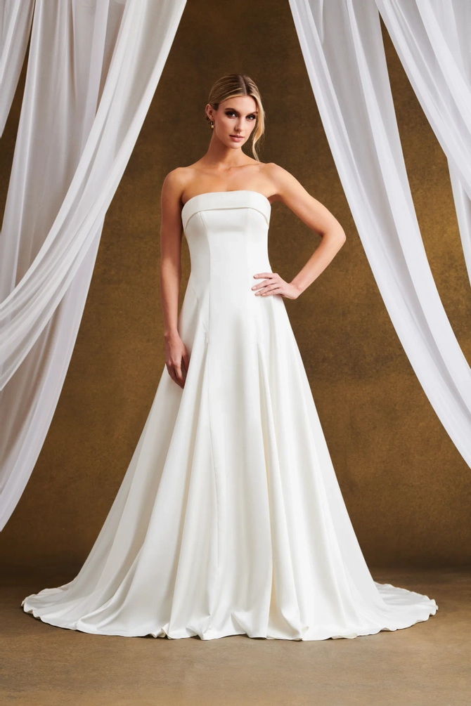 Kelly Faetanini | The Bridal Loft - Celestia-SS | The Bridal Loft