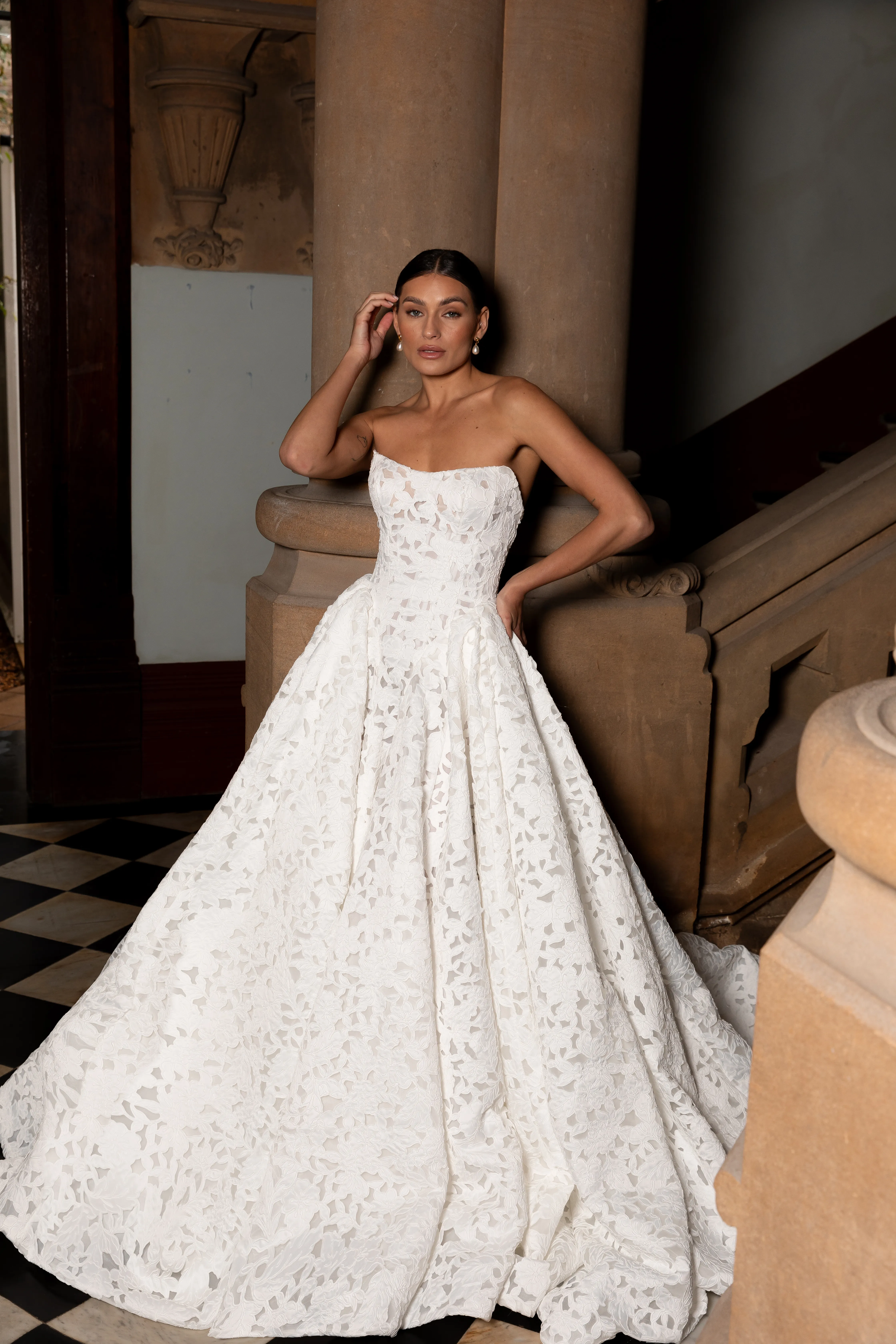 La Premiere | JJ Kelly Bridal