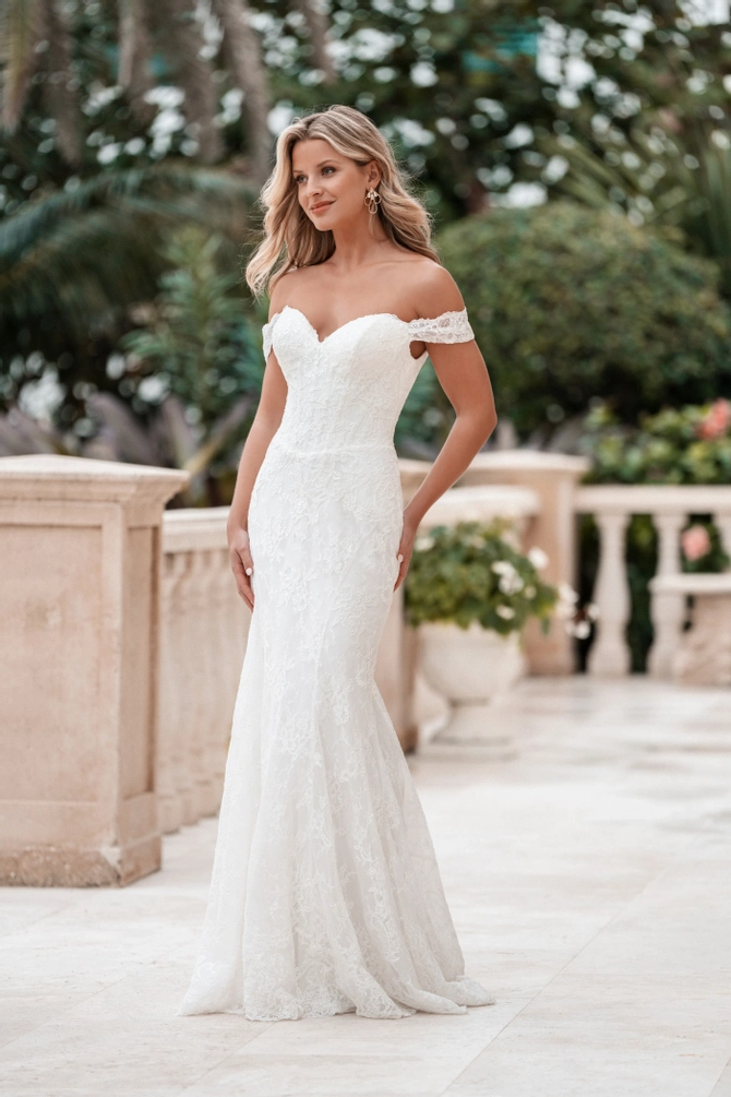 Allure - A1355 | Danielle's Bridal & Special Occasions