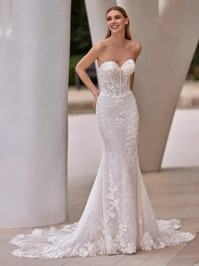 Pronovias | The White Gown - ZILLAH | The White Gown