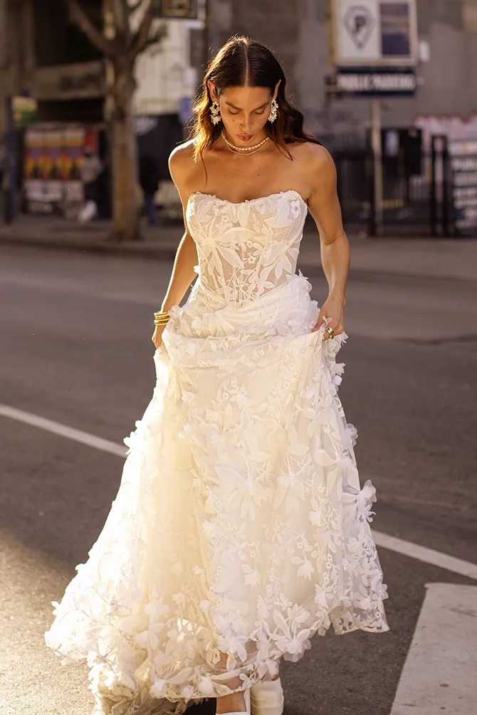 All Who Wander - Maisi | Stephanie Leigh Bridal