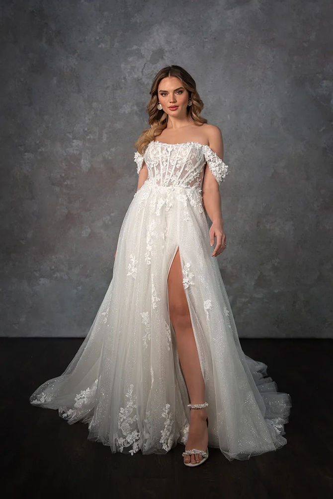 Essense of Australia - D4360 | White Wisteria Bridal Boutique