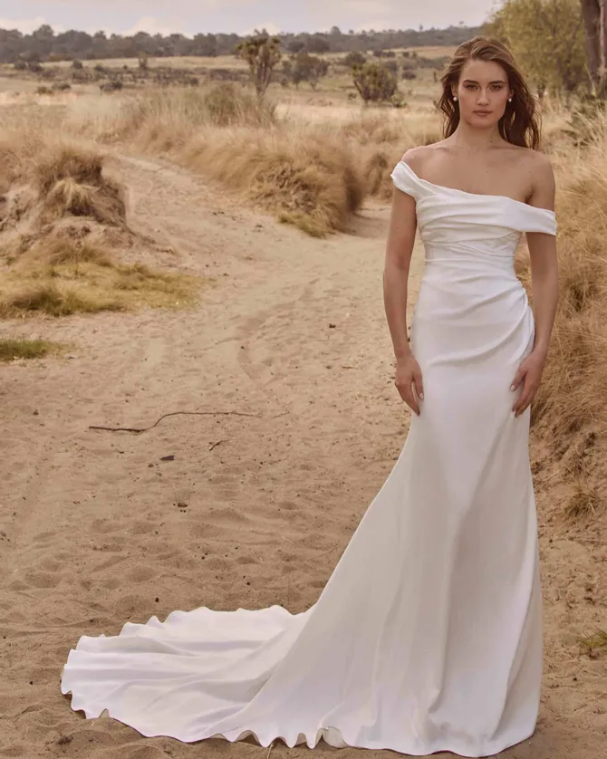La Perle by Calla Blanche - LP2548 | Weddings by Debbie