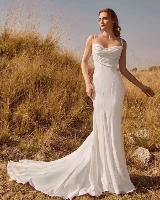 La Perle by Calla Blanche - LP2559 | Weddings by Debbie