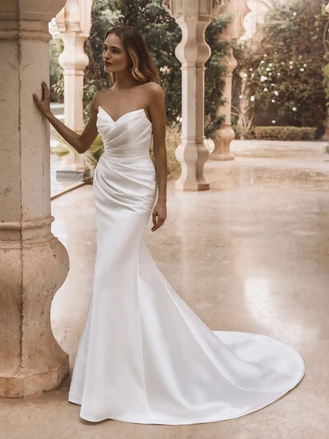 Enzoani Wedding Dresses | Radiant Bride - VALENCIA | Radiant Bride