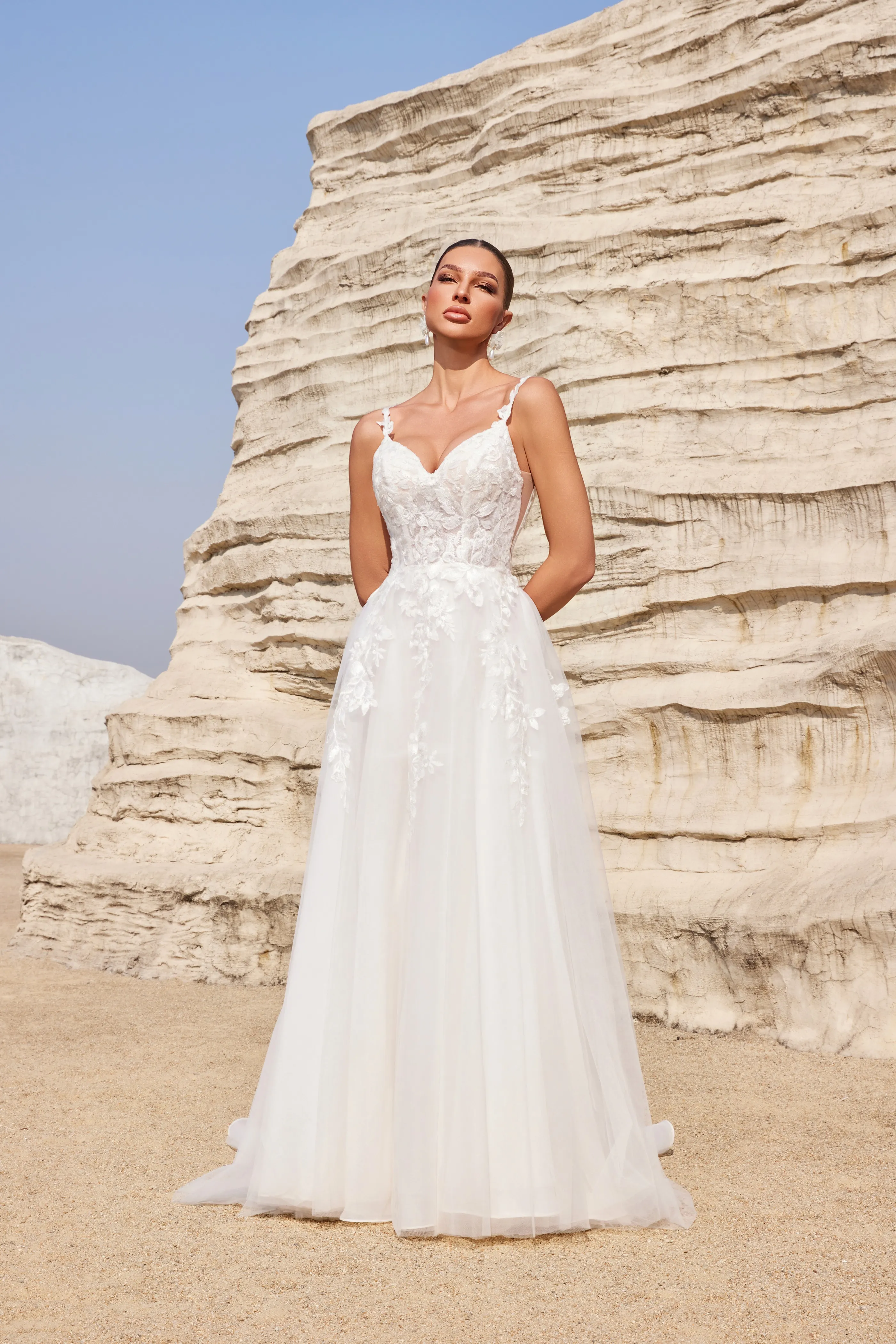 Julian Eve Fall 2025 Bridal Dresses | Champagne & Lace