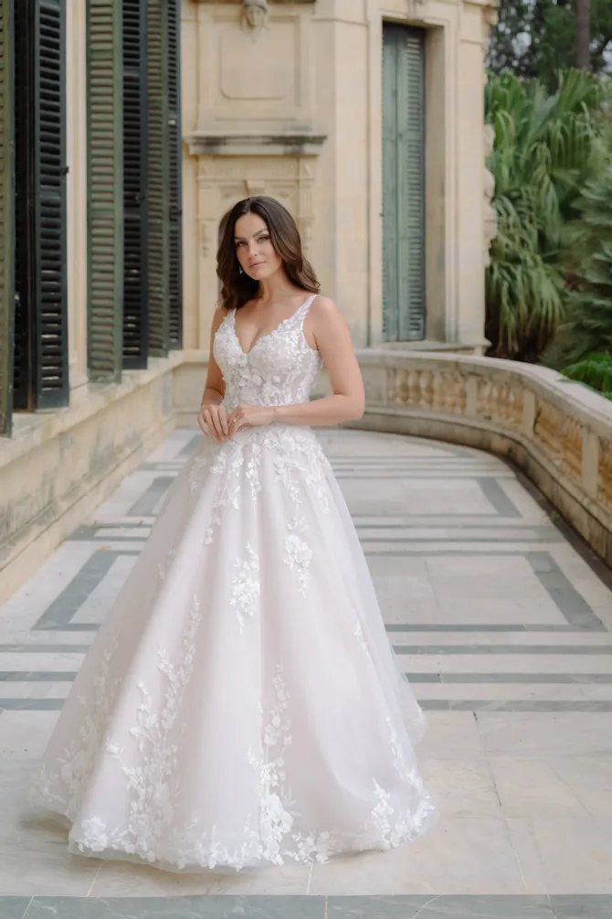 Abella - E573 | Belle Amour Bridal