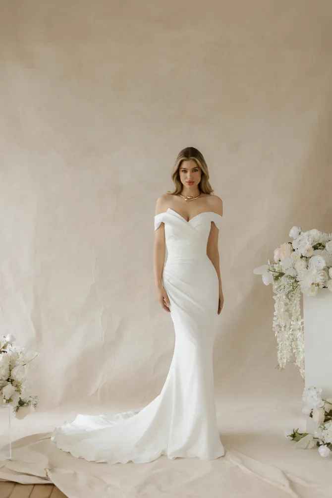 Abella - E574 | Linen Jolie Bridal