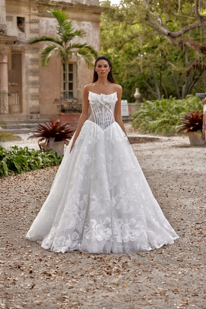 Oksana Mukha - 2407 | The Ultimate