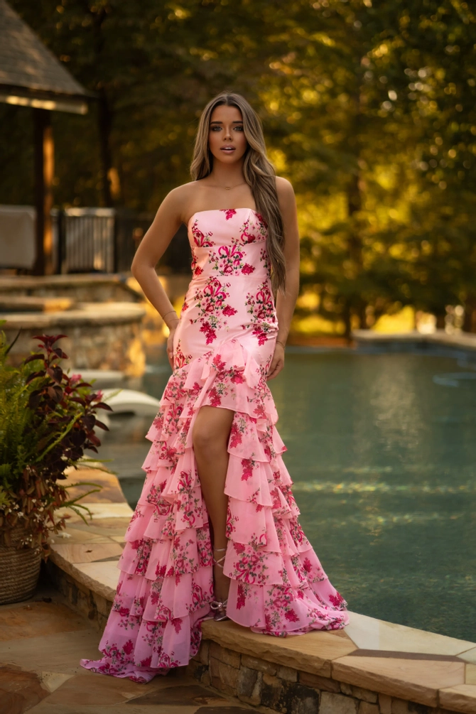 Sophia Thomas 10124 Prom 2026- Nikki’s Glitz and Glam Boutique| Prom ...