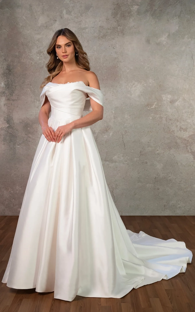 Essense of Australia | Zazous Bridal Boutique & Tuxedos - D4427 | Zazou's Bridal Boutique & Tuxedos