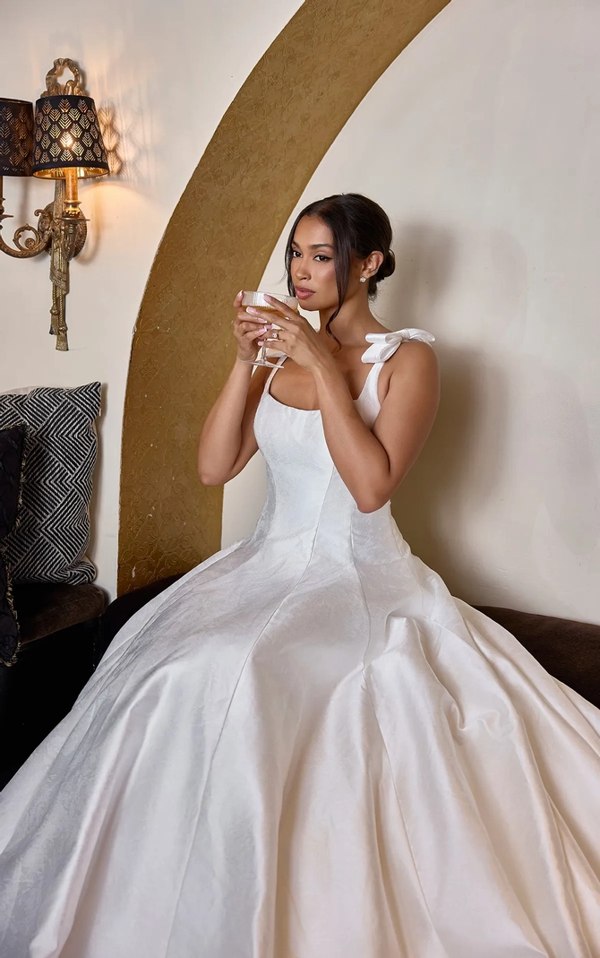 Essense of Australia - D4450 | White Wisteria Bridal Boutique