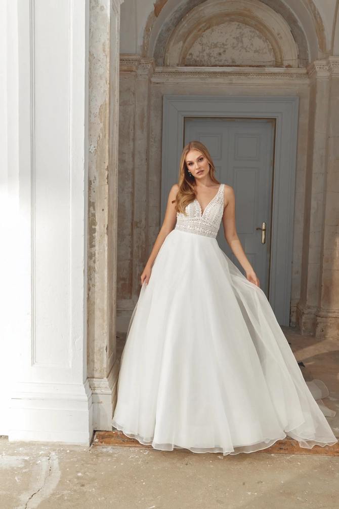 Justin Alexander Sincerity | The Bride and Groom - 44559 | The Bride ...