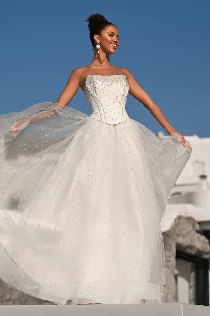 Portia and Scarlett - PS26034 | Modern Brides